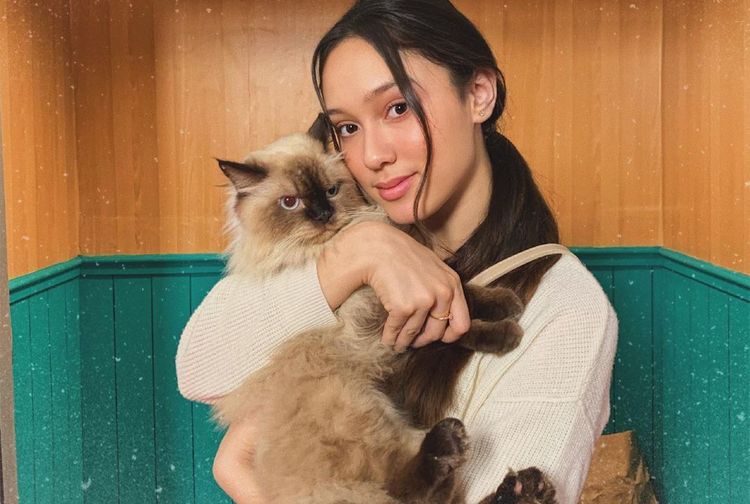 Profil Yasmin Napper, Artis Blasteran Kanada yang Menyita Perhatian - Kids