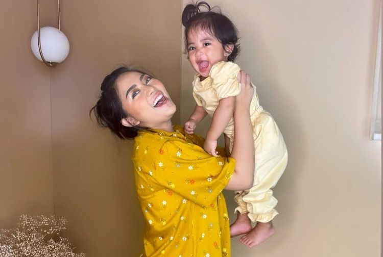 Enggak Kalah Populer dari Xabiru, Ini Potret Lucu Aurorae Chava Anak ...