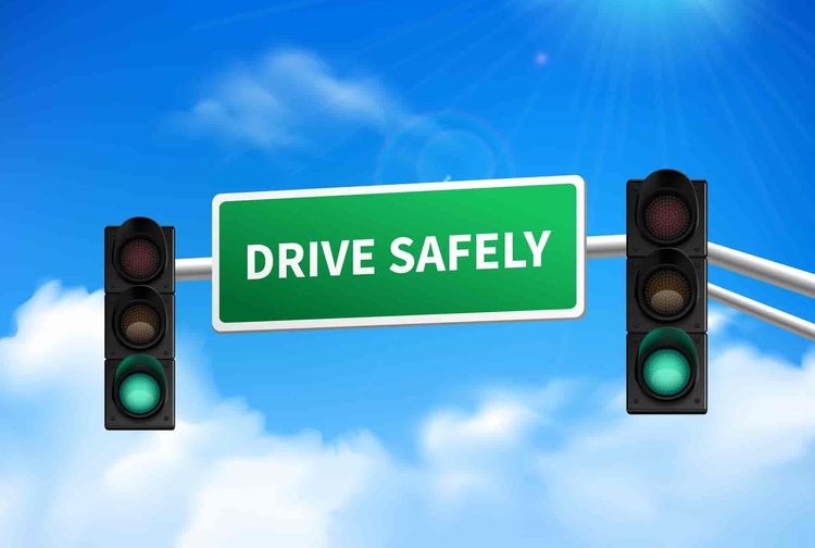 Supaya Selamat Sampai Tujuan, Ketahui 4 Etika Berkendara yang Aman di ...