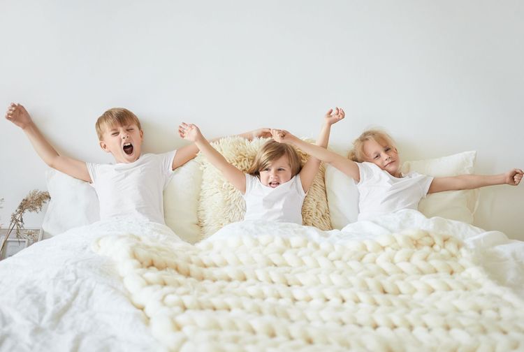 5 Tips Bangun Pagi Tanpa Merasa Pusing dan Segar, Apa Saja? - Kids