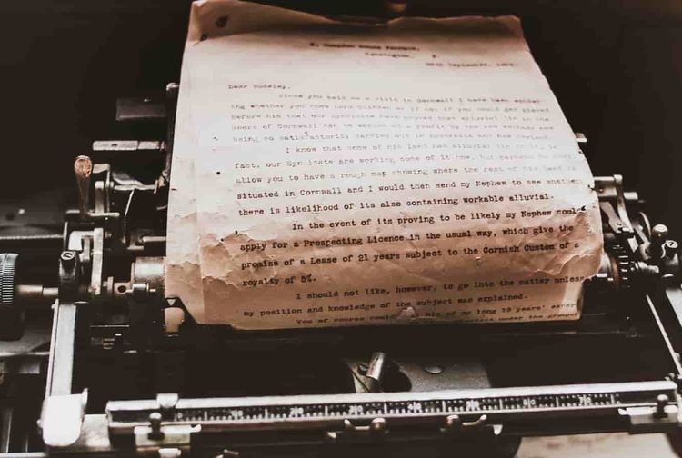 Mengenal Majas Metafora: Pengertian Gaya Bahasa dan Jenis-jenisnya - Kids