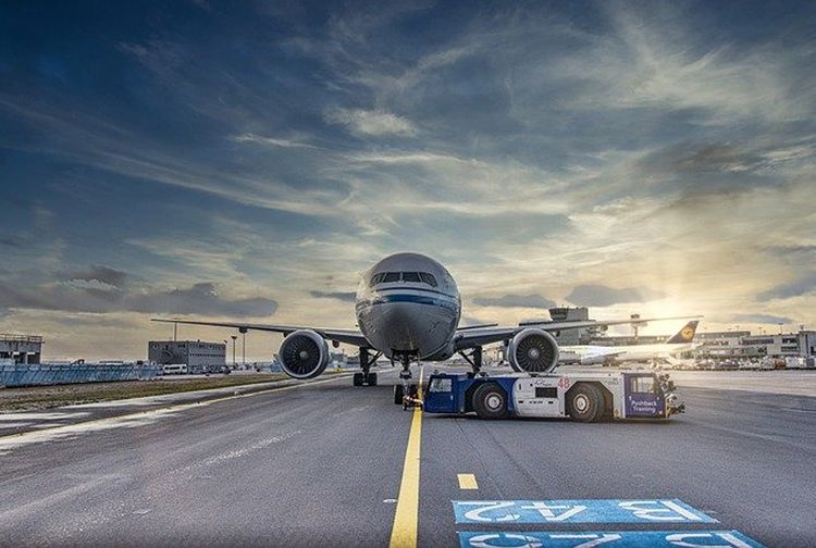 5 Penerbangan Terpanjang di Dunia Salah Satunya di Asia Tenggara - Kids