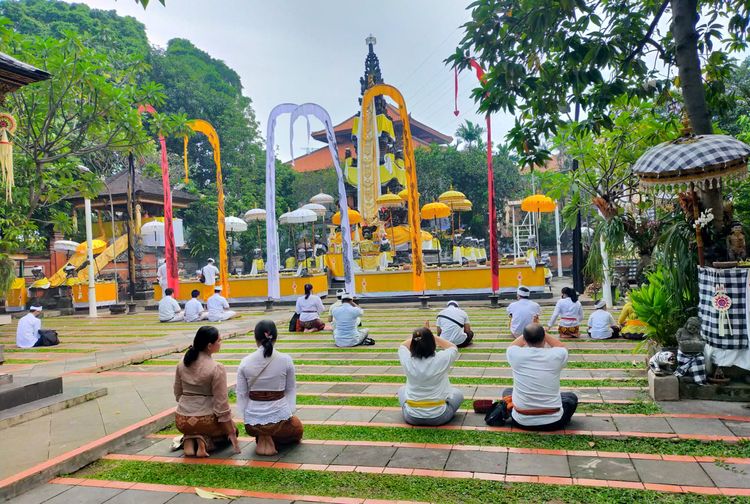 Ucapan Selamat Hari Raya Kuningan dalam Bahasa Bali dan Artinya - Kids