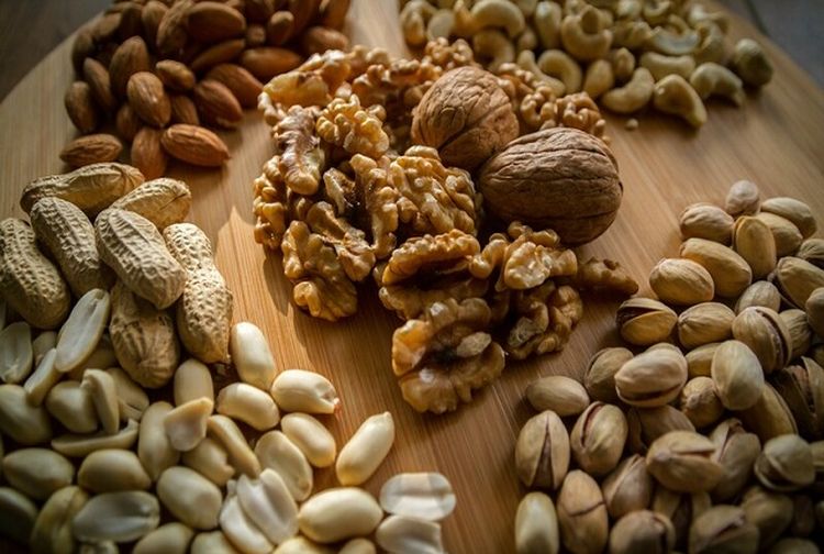 Dianggap Sehat, Ini 5 Bahaya Kesehatan Akibat Mengonsumsi Kacang ...