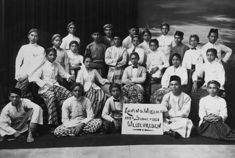 Istilah Pribumi Mengalami Pergeseran Makna, Begini Penjelasannya - Kids