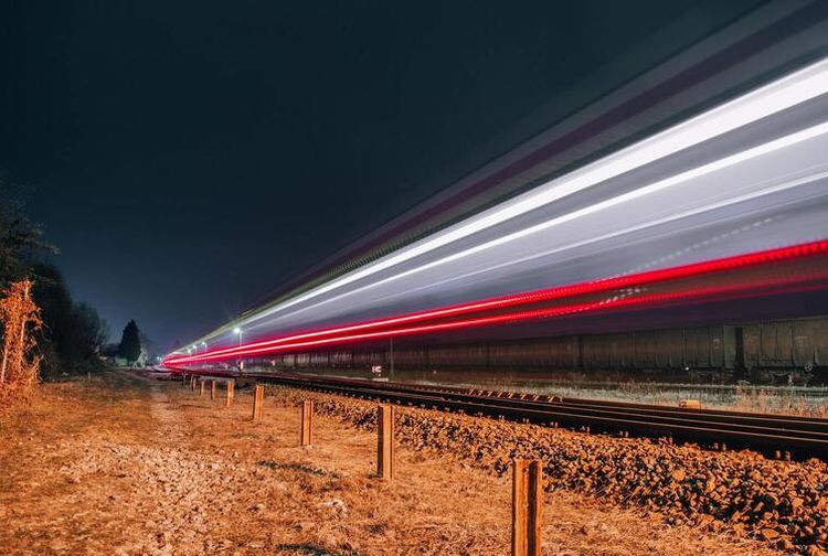 Pengertian Gerak Semu dan Konsep Kelajuan Gerak Benda, IPA Kelas 7 SMP ...