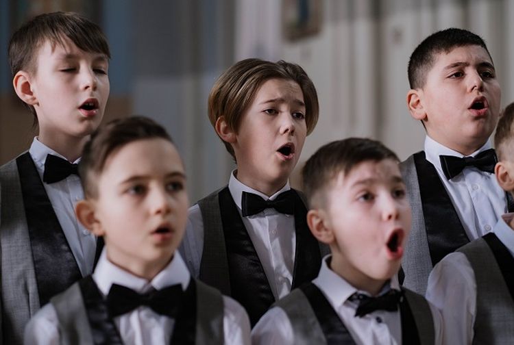 Lagu Rasa Sayange: Pencipta, Lirik, dan Pesan yang Disampaikan - Kids