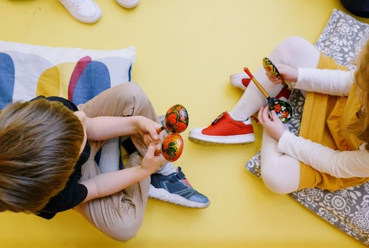 Lirik dan Makna Lagu Indung-Indung yang Berasal dari Kalimantan Timur ...