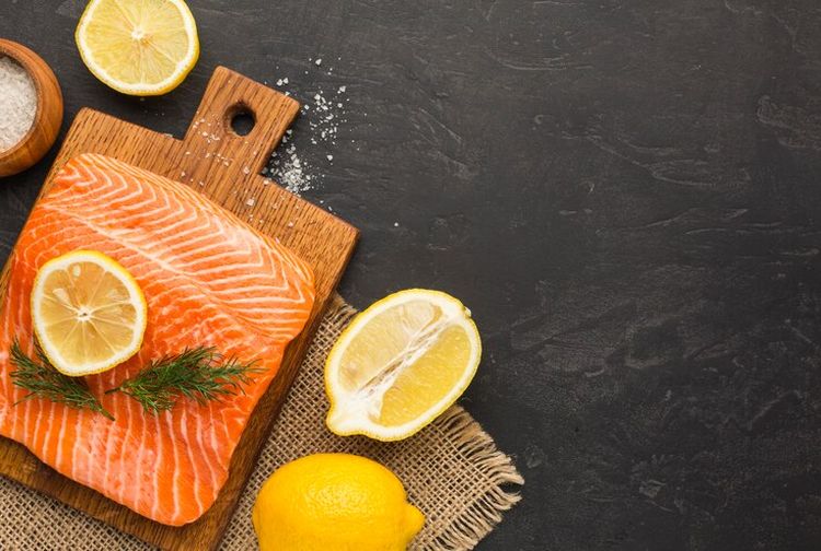 7 Makanan yang Baik untuk Kesehatan Jantung, dari Salmon Hingga Sayuran ...