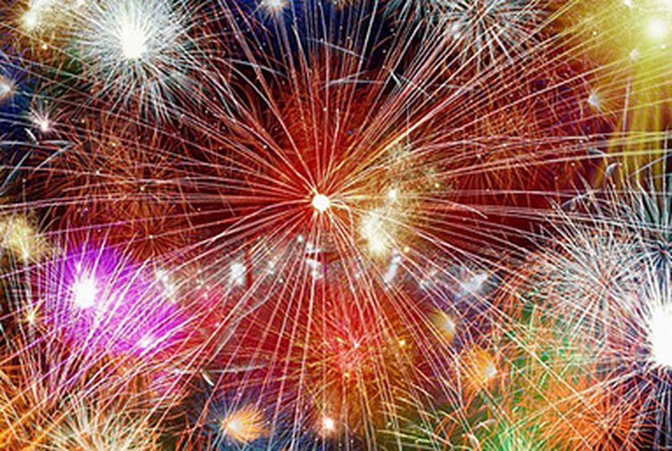 15 Ide Caption tentang Kembang Api atau Fireworks dalam Bahasa Inggris ...