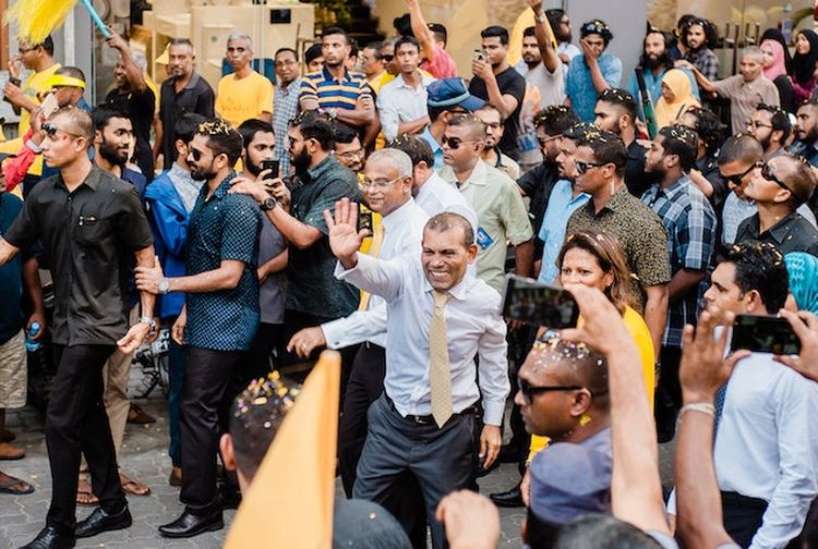Penjelasan 5 Teori Kedaulatan: Tuhan, Raja, Negara, Hukum, dan Rakyat ...