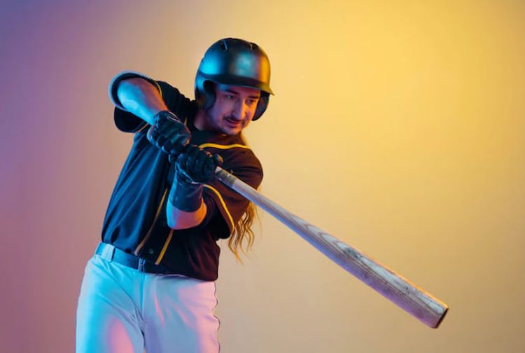 Teknik Memukul Bola Permainan Kasti: Melambung, Mendatar dan Merendah ...