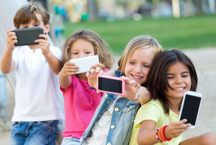 6 Efek Perkembangan IPTEK pada Pembentukan Karakter Anak, Apa Saja? - Kids