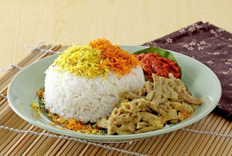 10 Fakta Menarik Nasi Krawu, Kuliner Gresik yang Ditetapkan Jadi ...