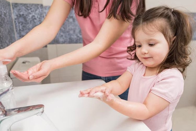 Kenapa Kita Harus Punya Kebiasaan Mencuci Tangan Sebelum Makan? - Kids