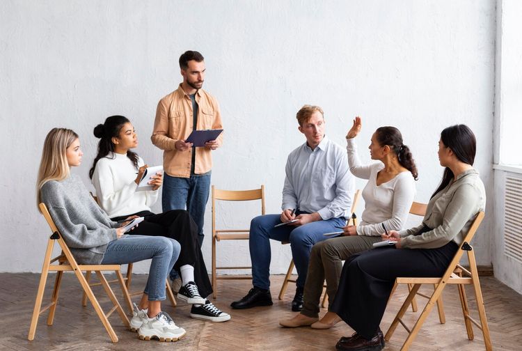 Mengenal Teknik-Teknik Komunikasi Menurut Onong Uchjana Effendy - Kids