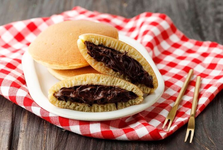 10 Fakta Menarik Dorayaki, Pancake Lembut Khas Jepang Favorit Doraemon ...