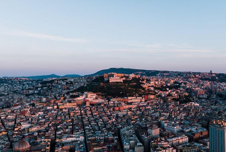 10 Fakta Menarik Kota Napoli, Destinasi Wisata Kuliner di Ujung Selatan ...