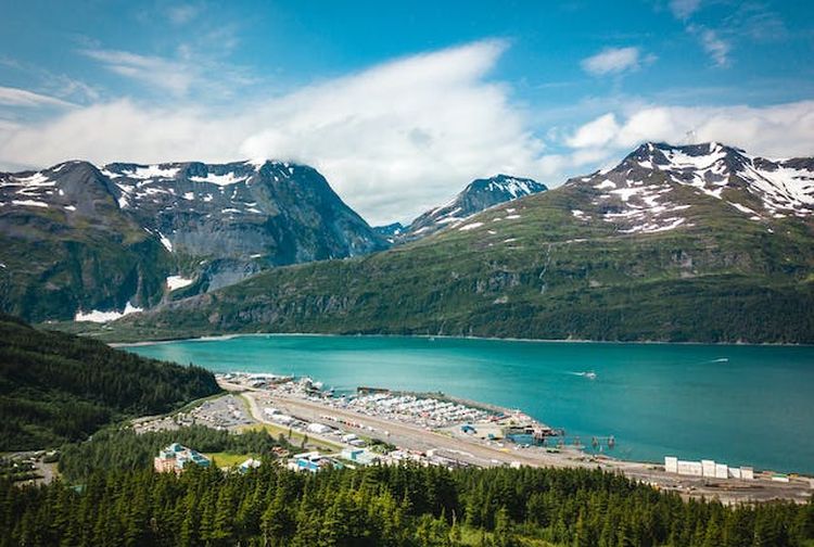 15 Fakta Menarik Alaska yang Sepertiga Wilayahnya Ada di Lingkar Arktik ...