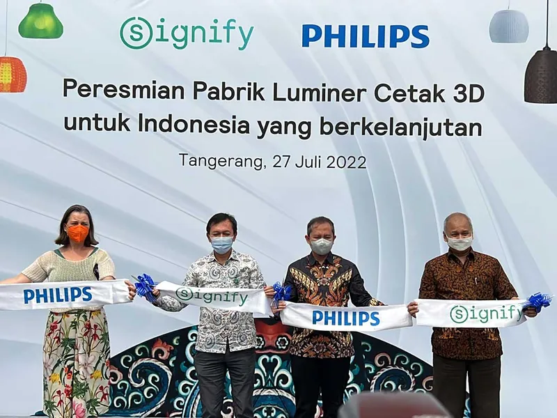 Signify Meresmikan Pabrik Luminer Cetak 3D di Tangerang, Demi ...