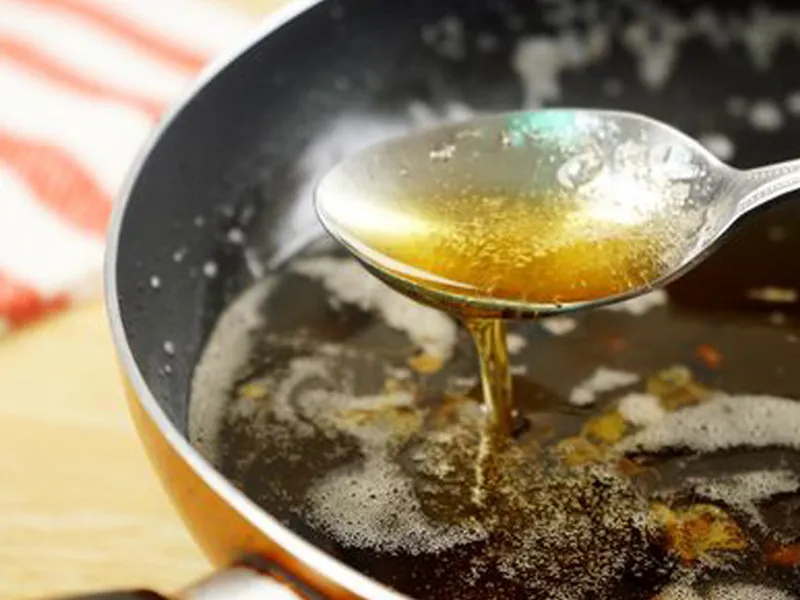 Aneka Tips Harian, Begini Cara Ampuh Hilangkan Bau Tengik pada Minyak ...