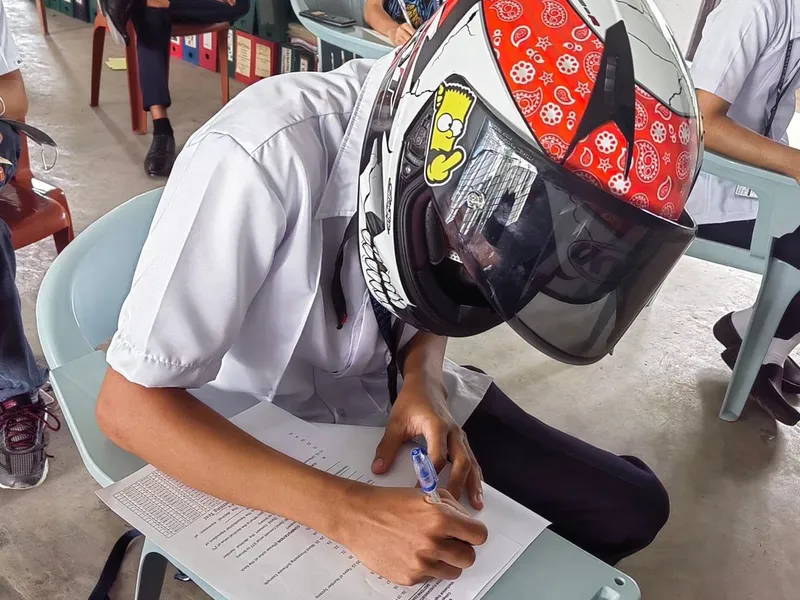 Kreatif! Dosen di Filipina Minta Mahasiswanya Bikin Topi Anti Nyontek ...