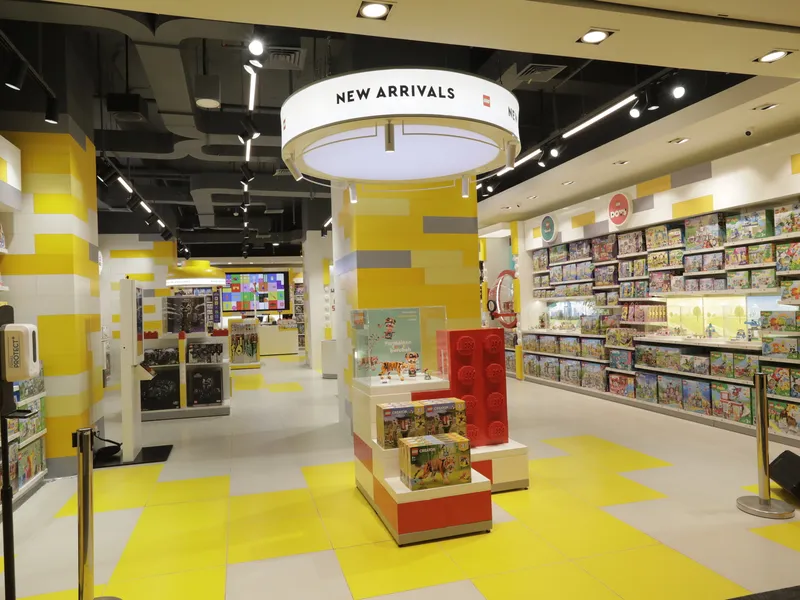 Buka Store Terbesar di Jakarta, LEGO Kota Kasablanka Nampilin Mosaic ...