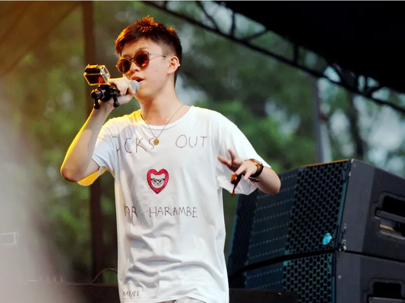Nggak Cuma Rich Chigga, 3 Rapper Indonesia Ini Juga Berkarier di Luar ...