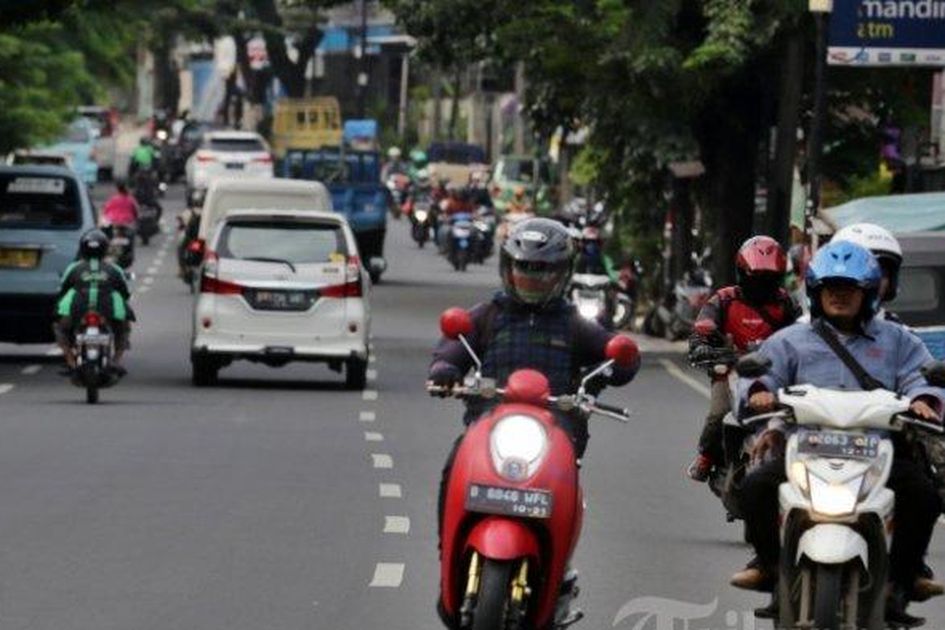 Jangan Asal Terabas, Ini Cara Putar Balik Motor yang Aman di Jalan Raya Jangan Asal Terabas, Ini Cara Putar Balik Motor yang Aman di Jalan Raya