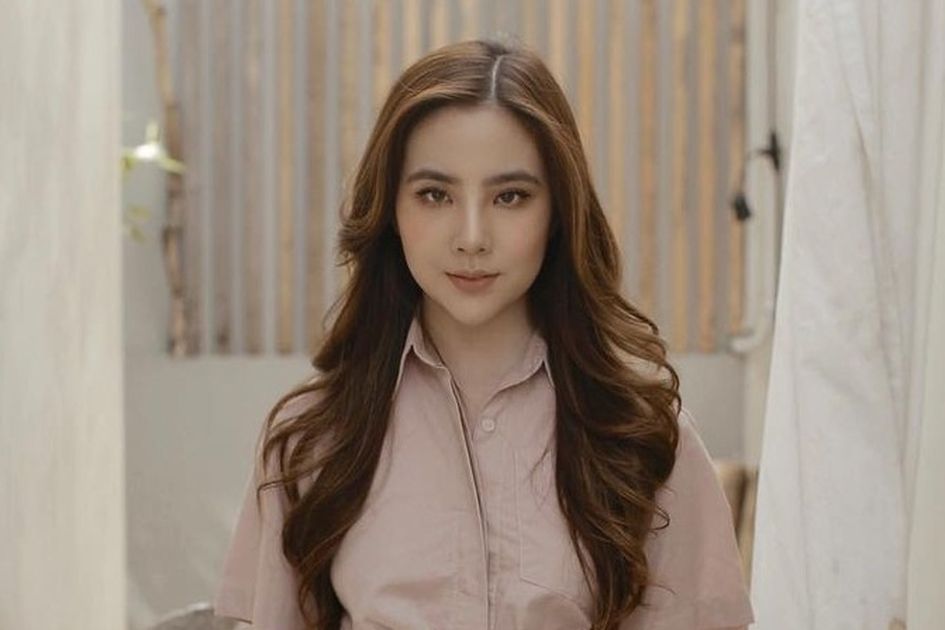 Berita Penampilan Agatha Chelsea Terbaru Hari Ini - Grid.ID