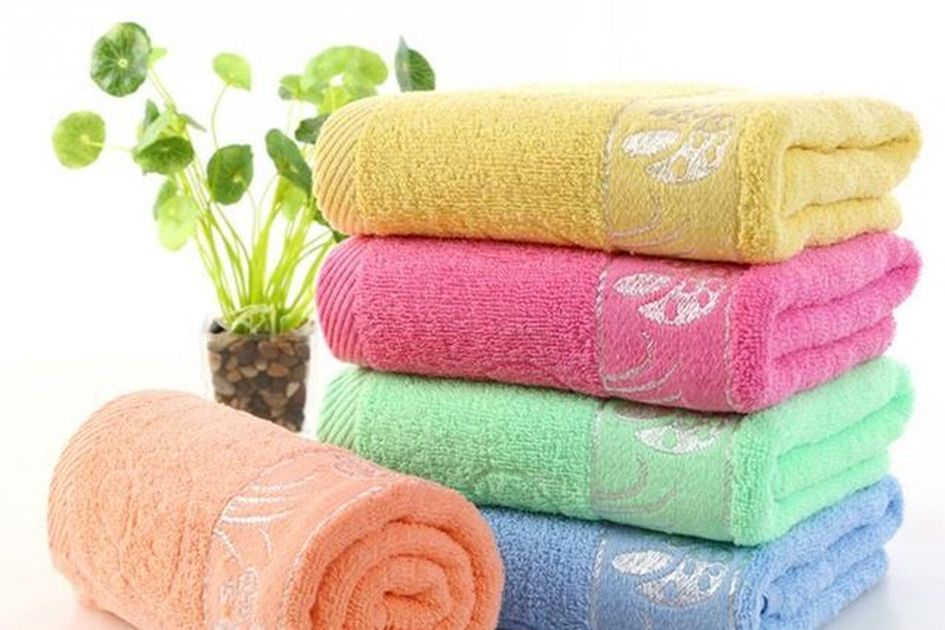 Seberapa Sering Kita Harus Mencuci Handuk dan Berapa Handuk yang Harus ...