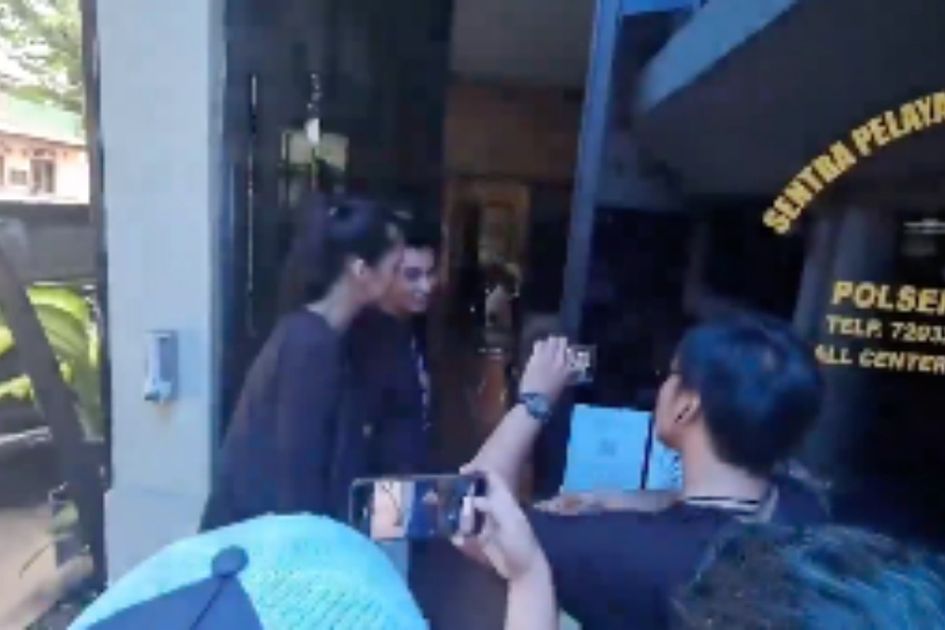 Setelah Dihujat Netizen se-Indonesia, Baim Wong dan Istrinya Unggah ... Setelah Dihujat Netizen se-Indonesia, Baim Wong dan Istrinya Unggah ...
