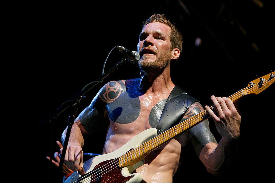 Tim Commerford Rage Against The Machine Bikin Band Baru 7D7D, Rilis ...