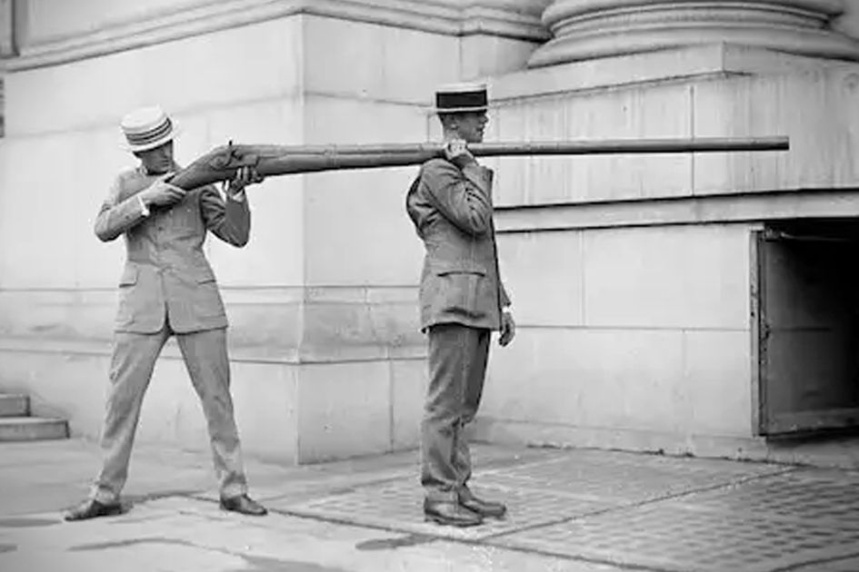 Berita Senapan Terbaru Hari Ini - National Geographic