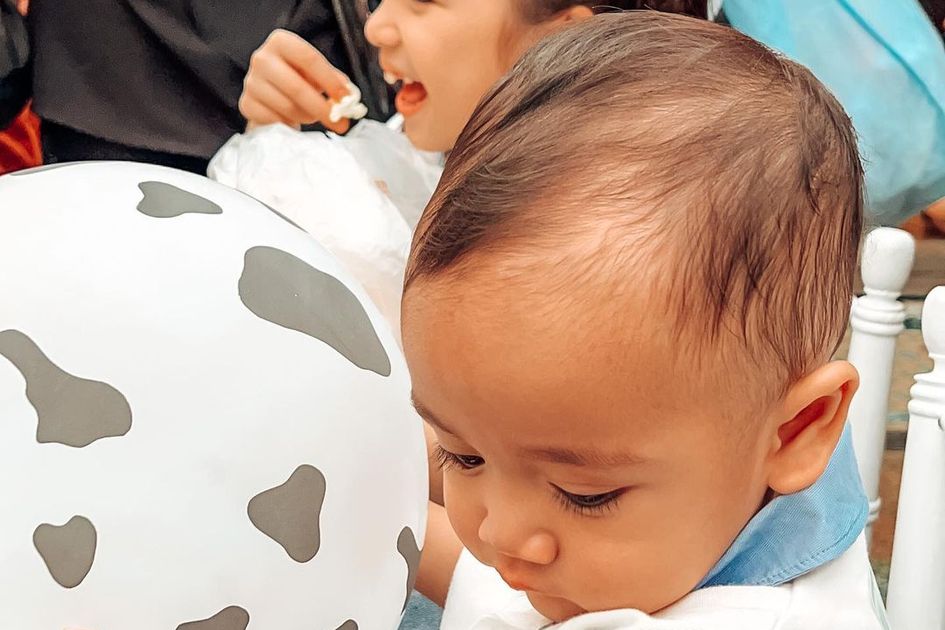 Hati Netizen Luluh Lihat Foto Gempi Akrab dengan Rayyanza Cipung ... Hati Netizen Luluh Lihat Foto Gempi Akrab dengan Rayyanza Cipung ...