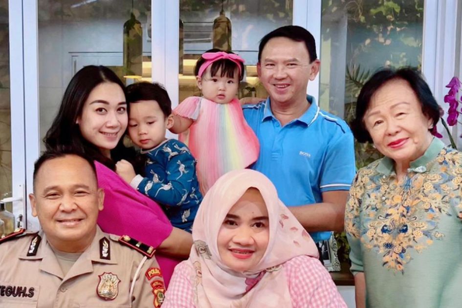 Ahok Dan Keluarga