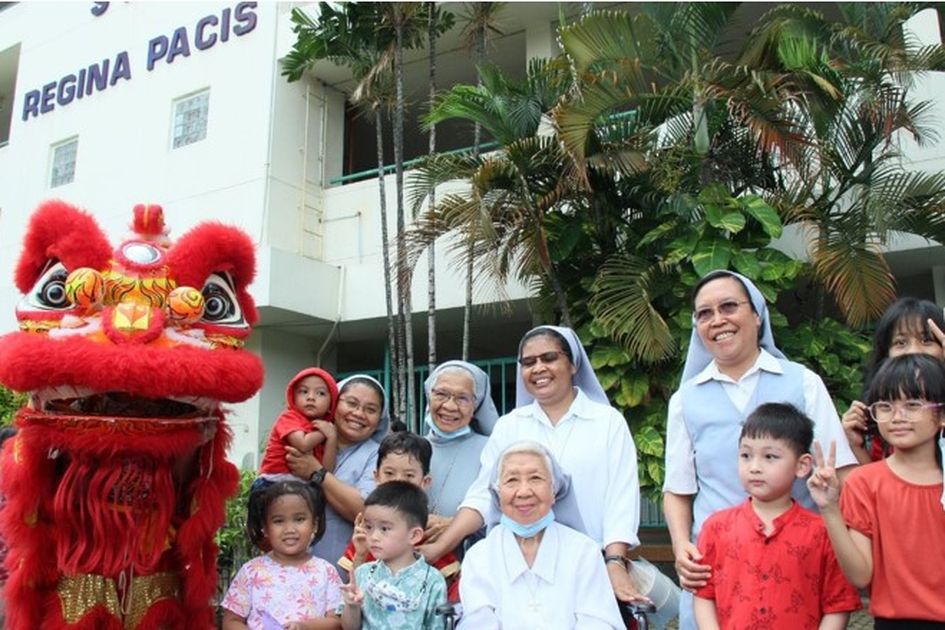 Berita Sekolah Regina Pacis Jakarta Terbaru Hari Ini - Grid.ID