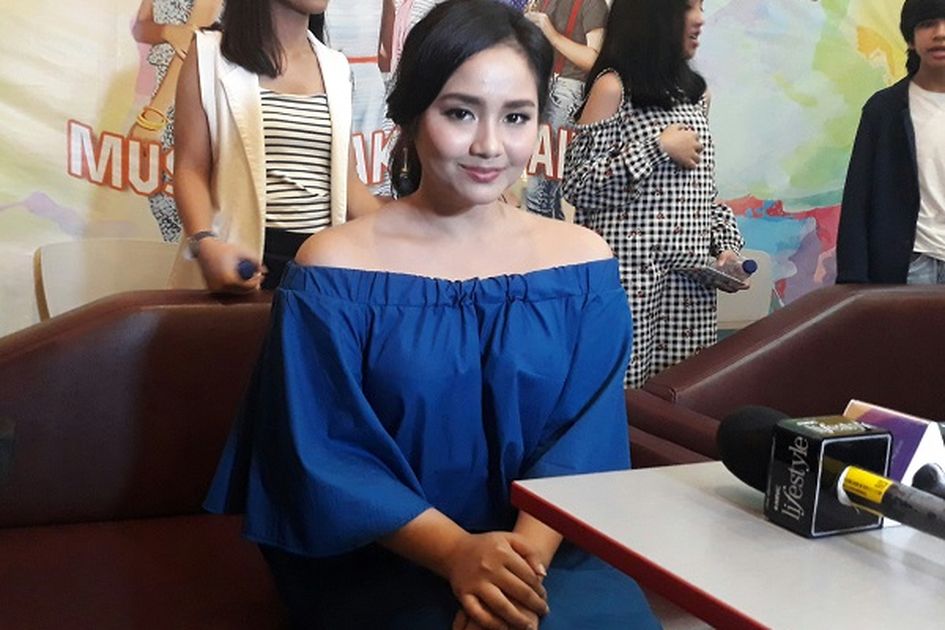 Gita Gutawa Dan Pacarnya