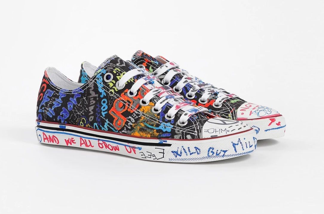 Keren! Vetements Luncurkan Koleksi Sepatu Desain Coretan Graffiti