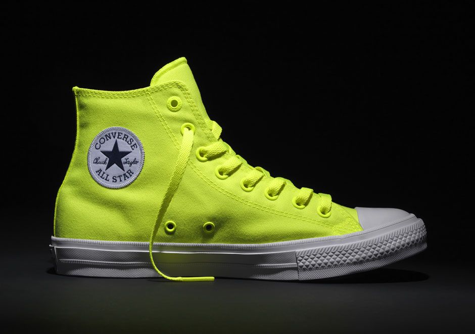 Warna Sepatu Converse Yang Lo Pakai Menunjukkan Kepribadian Lo - Page all