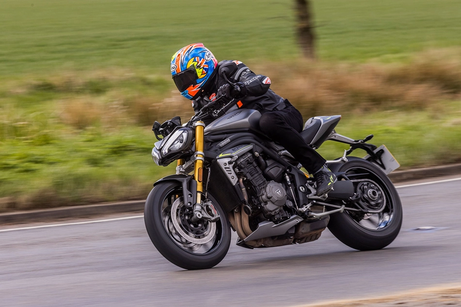 Triumph Speed Triple 1200 RS 2021 Dijual Rp 348 Jutaan, Apa Istimewanya ...