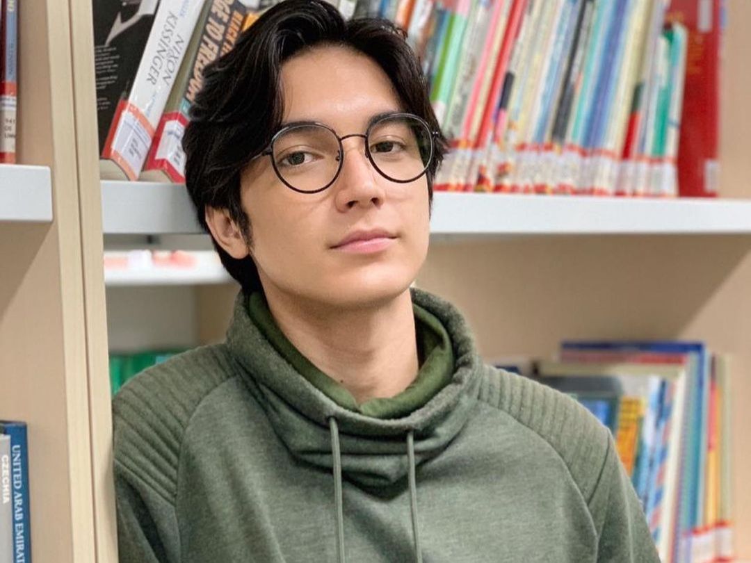 Profil Junior Roberts, Aktor yang Kian Bersinar Lewat Aktingnya