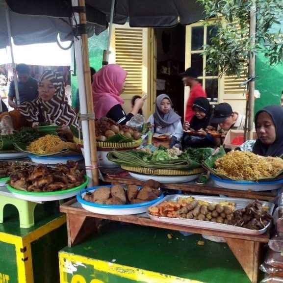 Memanjakan Lidah! Ini Dia 5 Kuliner Di Malioboro yang Wajib Kamu Coba ...