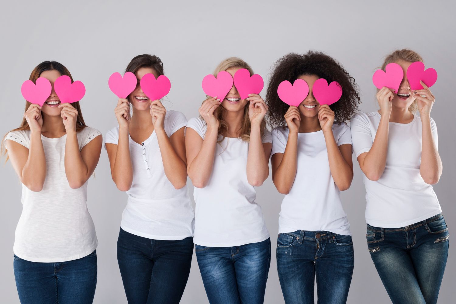 4 Tips Saling Dukung Sesama Perempuan, Salah Satunya Mendengarkan ...