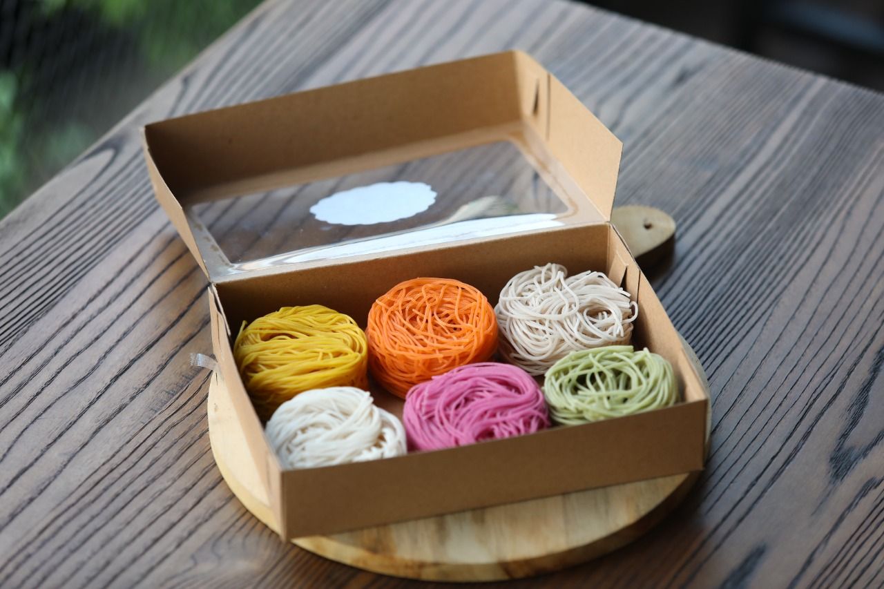 Brand Kuliner Ini Menyuguhkan Varian Sagu Mi Warna-warni yang Unik ...