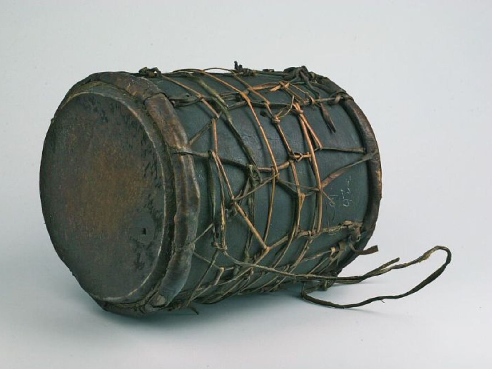 Alat Musik Tradisional Sumatera Selatan