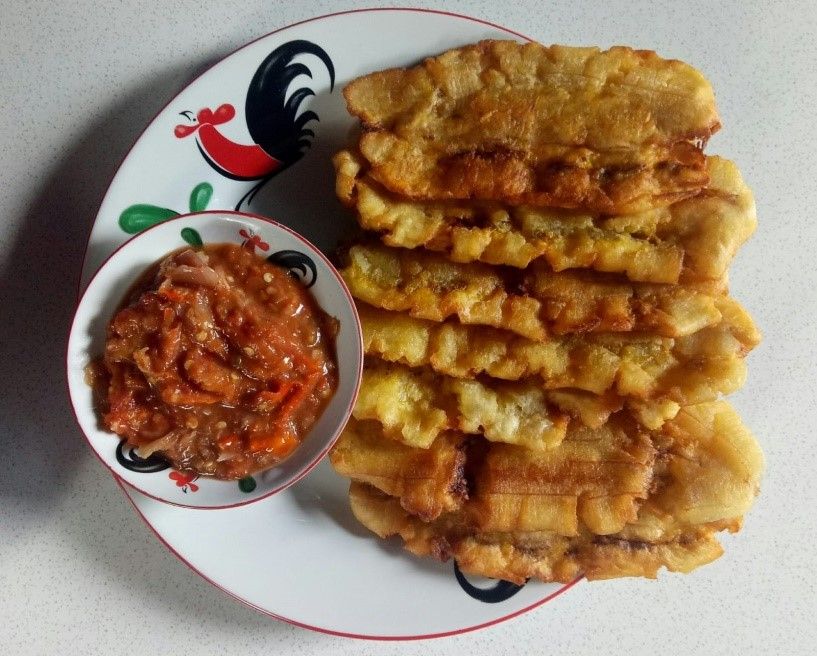 12 Makanan Khas Makassar yang Bikin Lidah Bergoyang, Enggak Cuma Coto ...