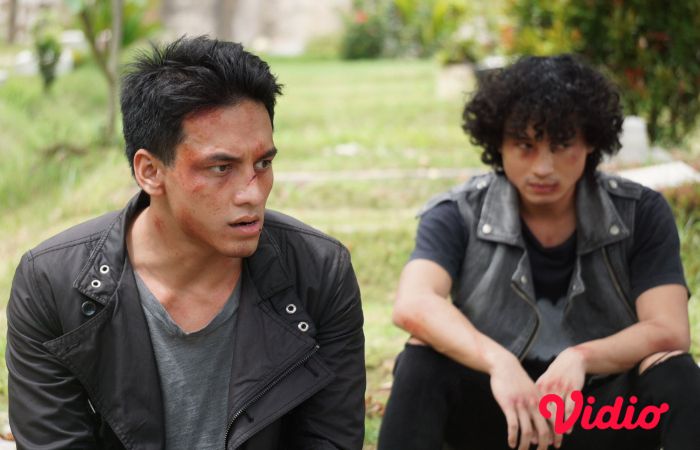 Herjunot Ali Dan Vino G Bastian