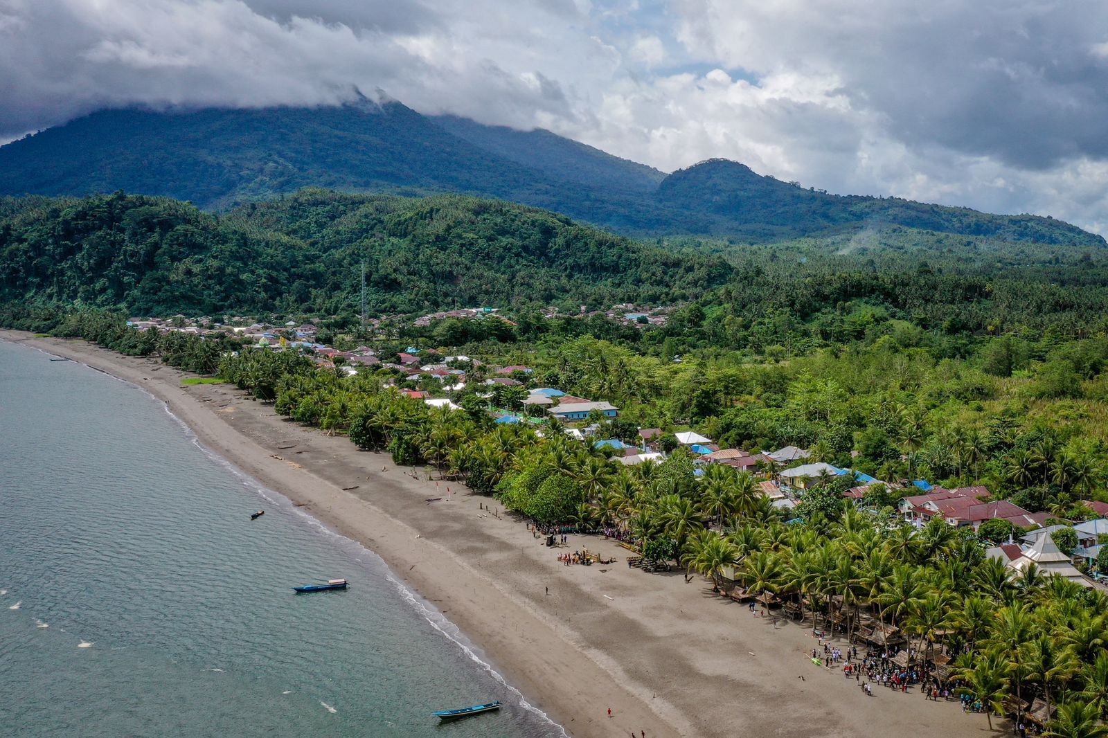 Menparekraf: Alam dan Budaya Desa Wisata Lapasi Halmahera Barat Jadi ...