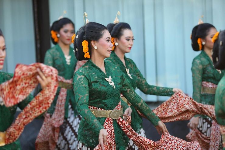 Tari Selampir Delapan